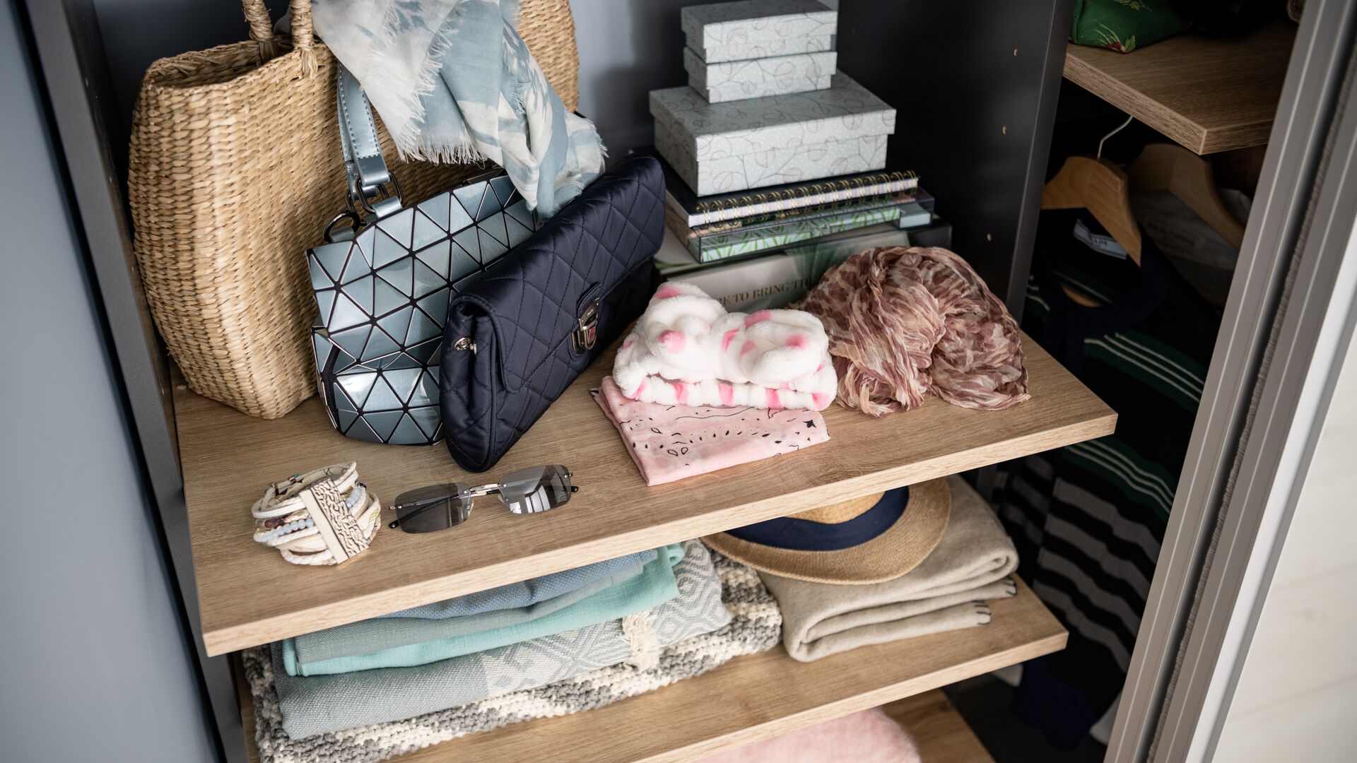 Petit dressing d’entrée sur mesure | SCHMIDT