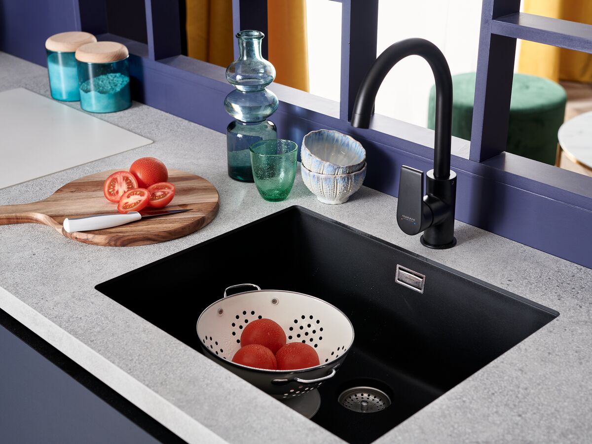 Cocina azul y dorado de estilo Art Déco | SCHMIDT